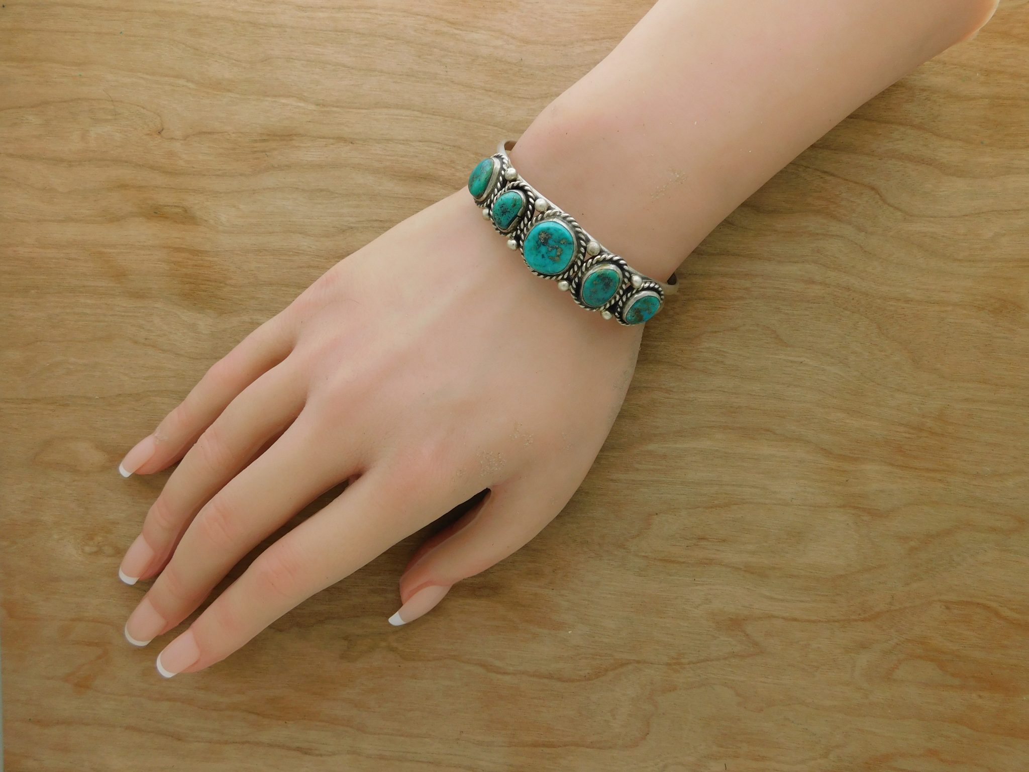 TUCSON INDIAN JEWELRY | DUANE TOM Navajo Sterling Cuff