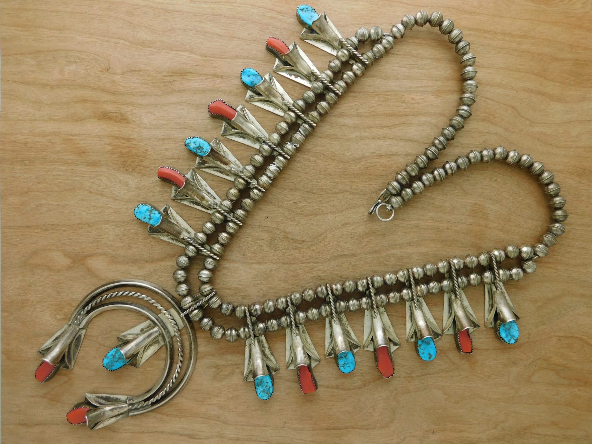 TUCSON INDIAN JEWELRY | LOUISE YAZZIE Navajo Necklace