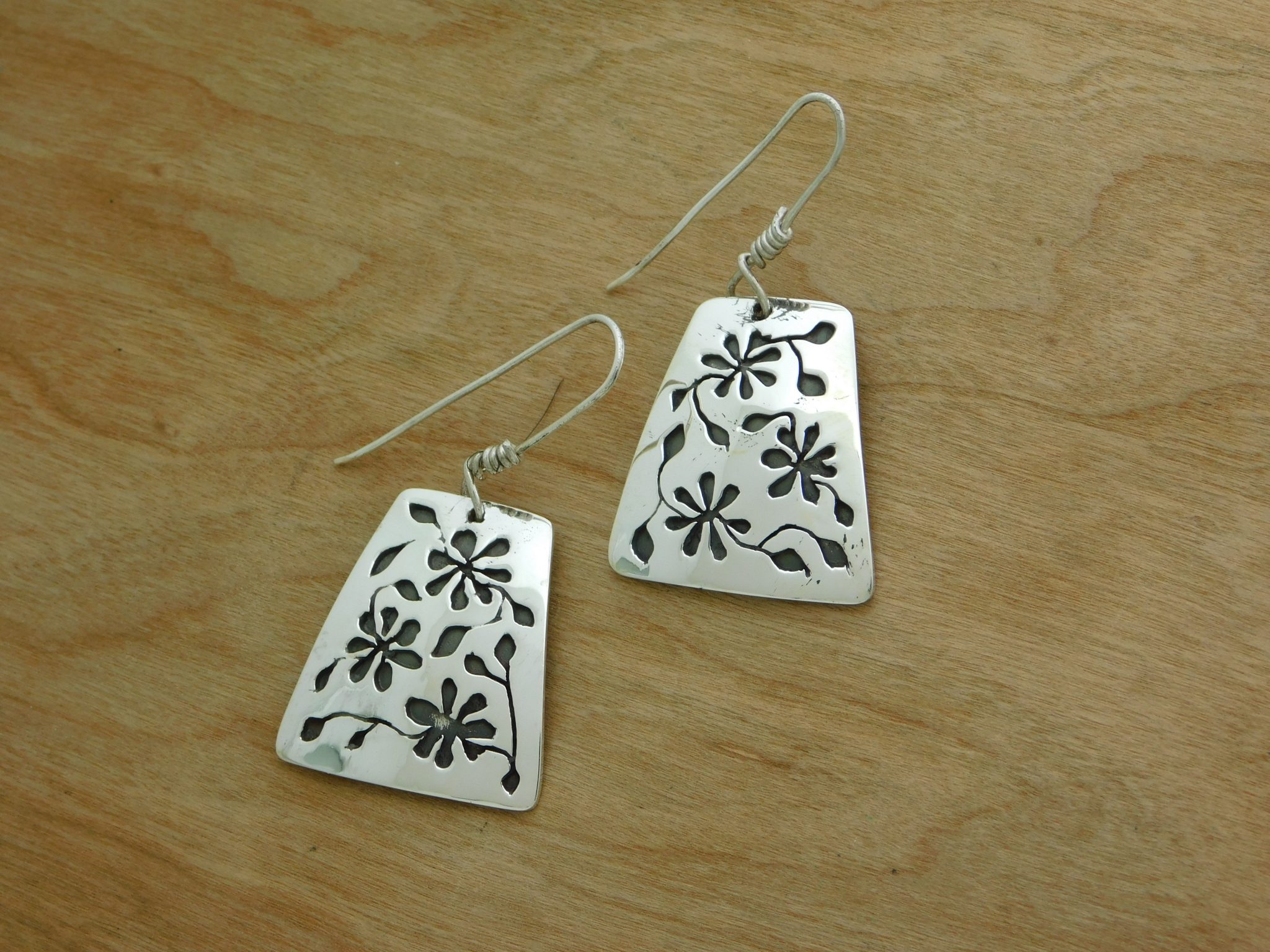 TUCSON INDIAN JEWELRY | FLORINE MORRILLO T.O. Earrings